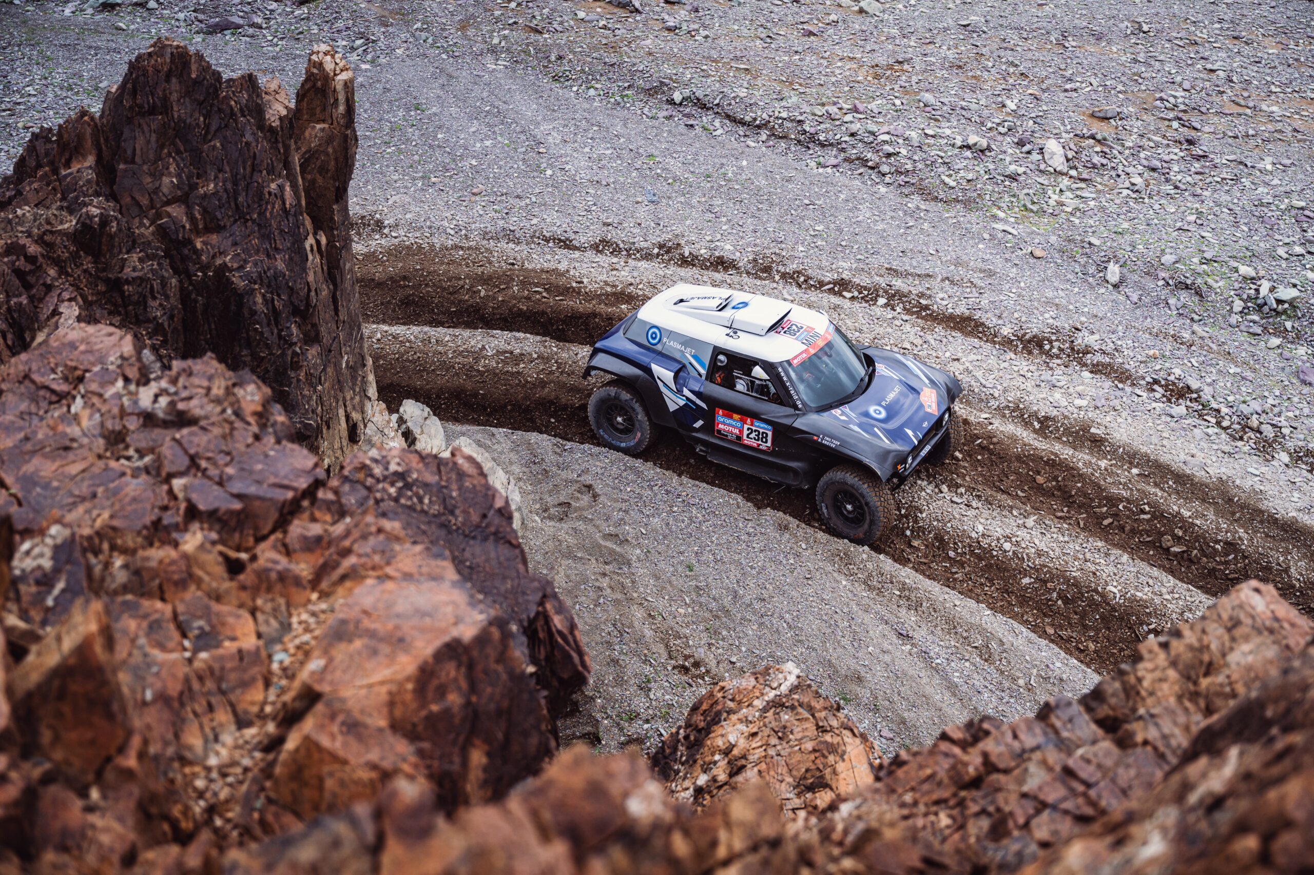 Dakar 2023 // SS2: Rocky tyre hell - X-raid Team